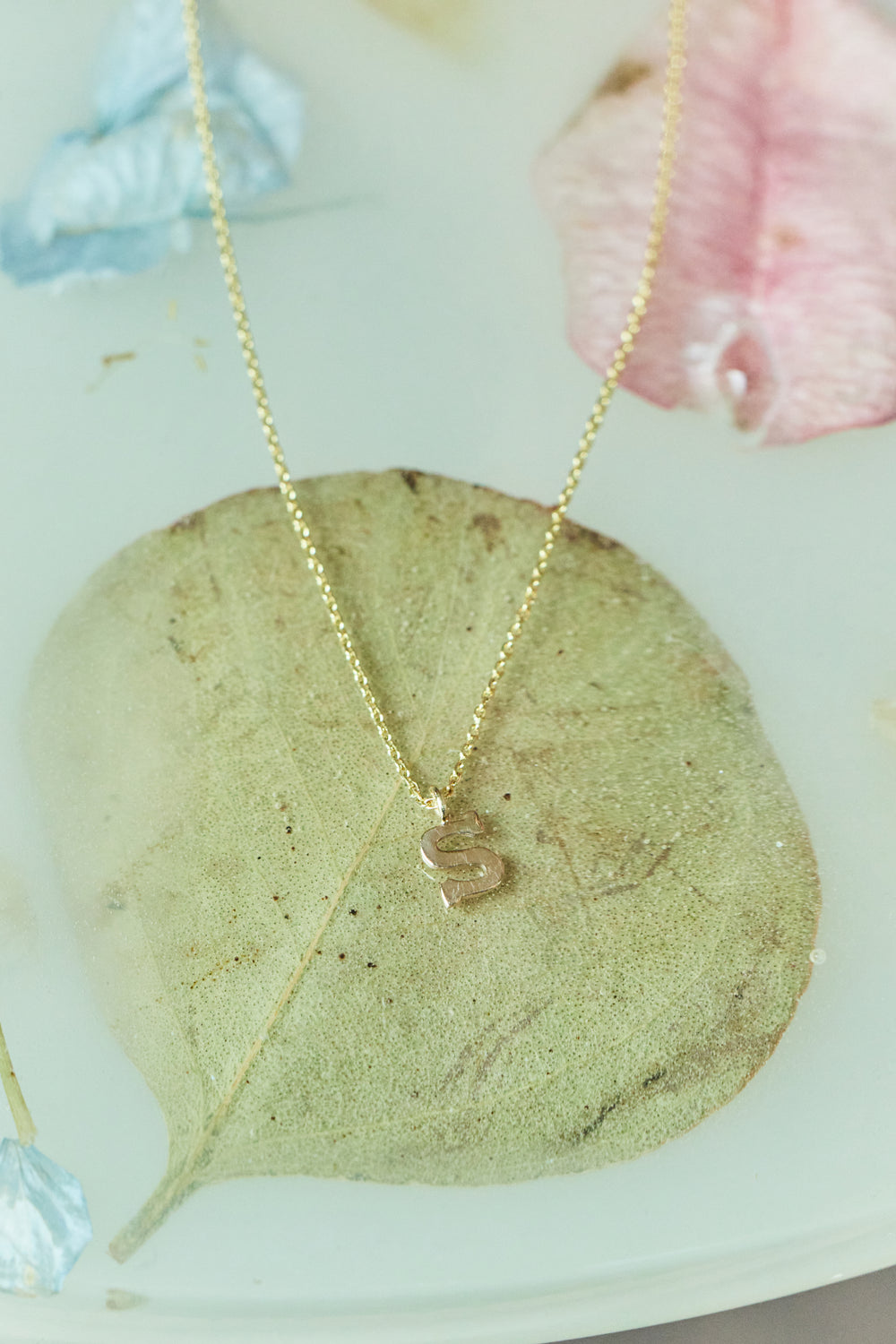 14k Gold Letter Necklace April First Berlin Fine Jewelry APRIL FIRST